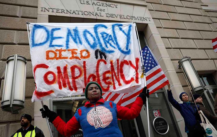 How to Make Protest Signs in 2025