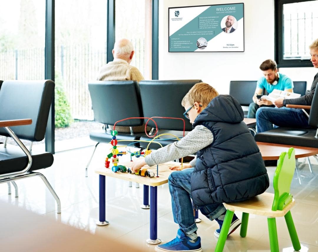 15 Best Waiting Room Digital Signage of 2025 (Ultimate Guide) | AIScreen