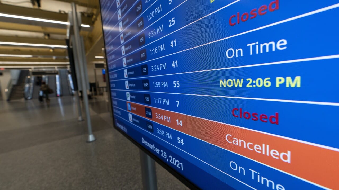 Flight Information to Display on an Airport Screen
